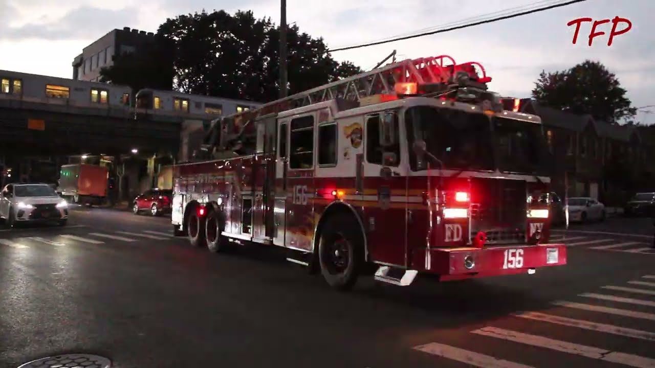 *HAULING!* FDNY Ladder 156 Responding on Avenue P to a Reported ...