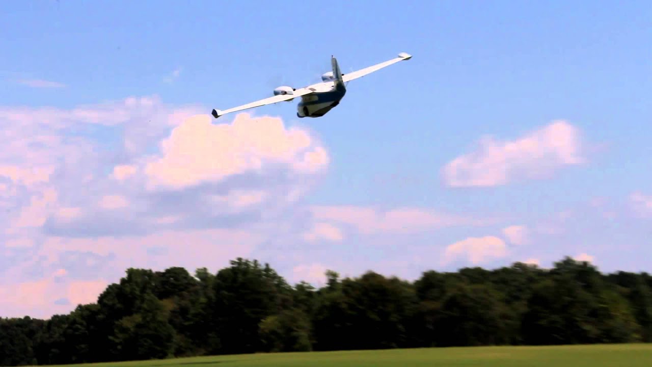 Low fly by with a airplane - YouTube