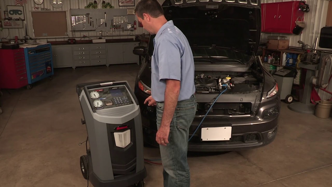 Robinair R1234yf Vacuum - YouTube