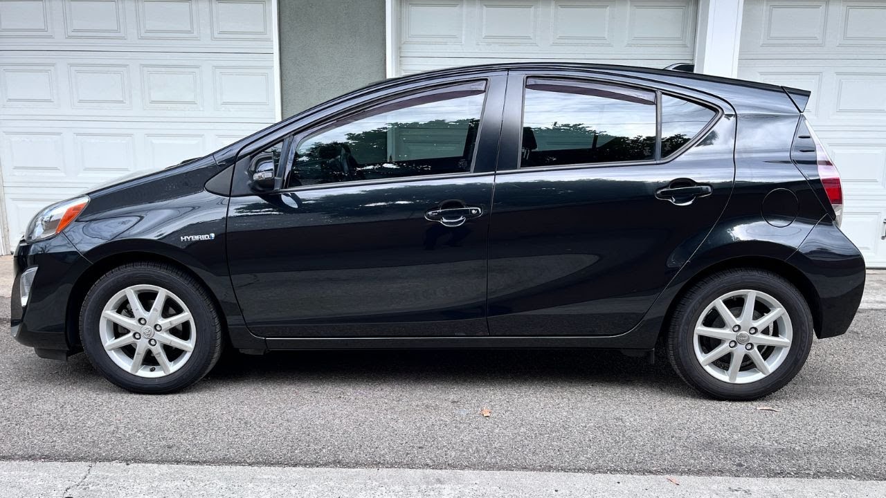 2016 Toyota Prius C (FOUR trim level) - 113,200 miles. - YouTube