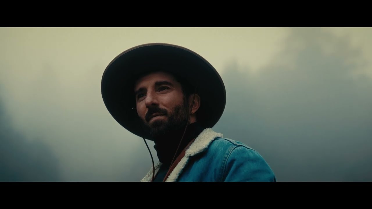 Le Prolongement de mon Regard | Leica Q3 - YouTube