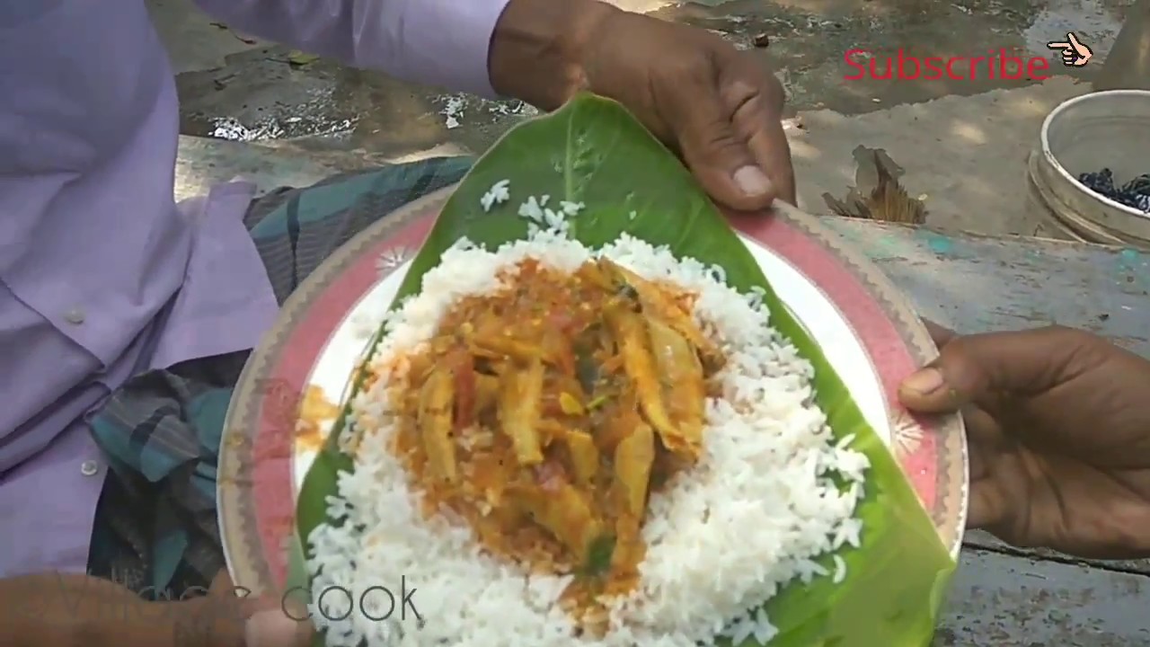 NETHILI FISH kulambu cooking in my village using 100 NETHILI fish - YouTube