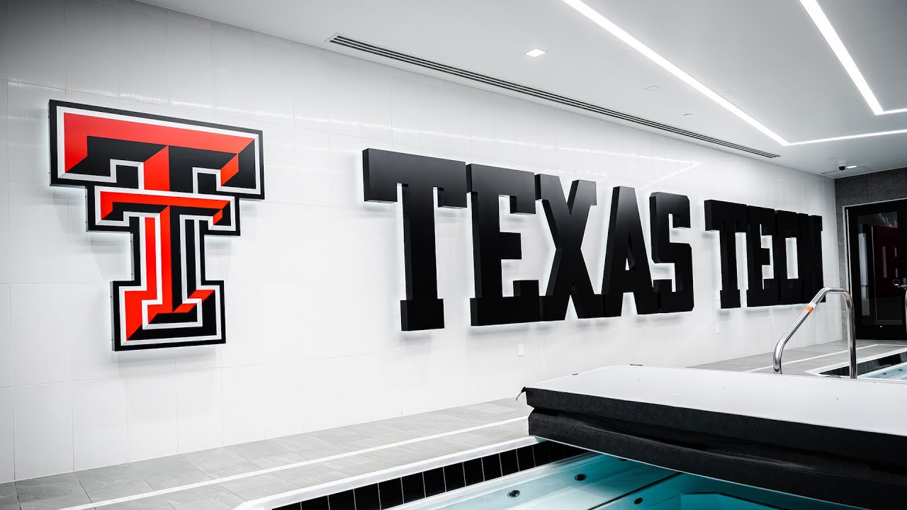 2-Minute Tour of the $32.2M TEXAS TECH BASKETBALL Facility - YouTube
