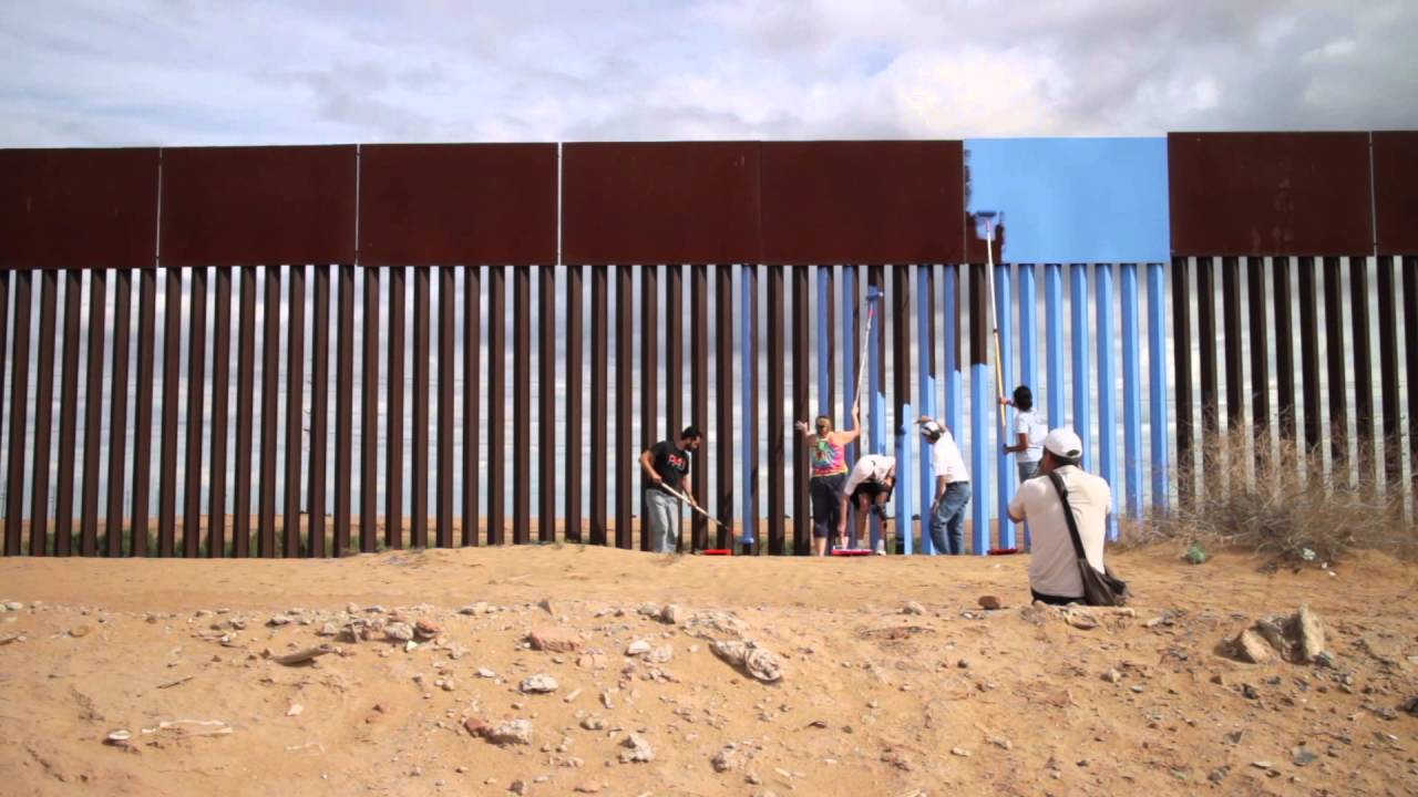Borrando la Frontera - Erasing the Border - YouTube