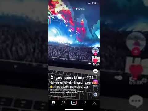 Travis Scott, Astroworld Demon jumps through crowd - YouTube
