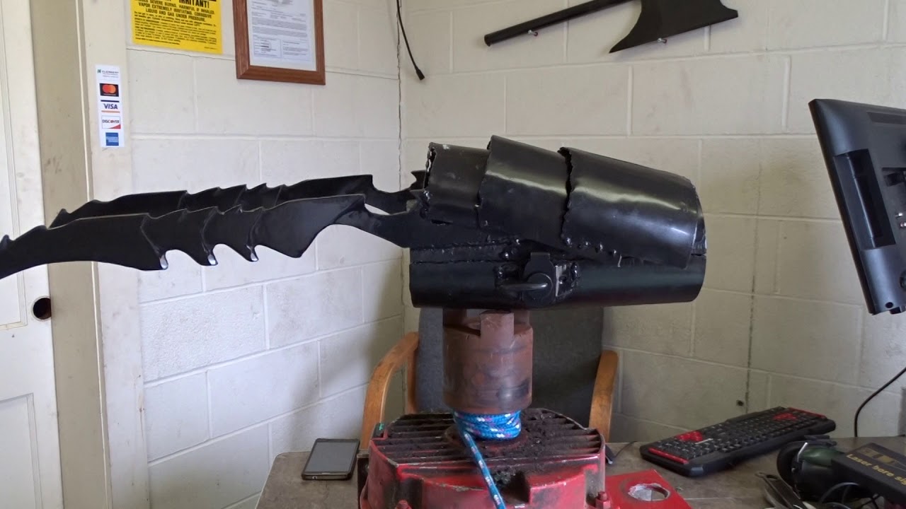 Predator wrist gauntlet - YouTube