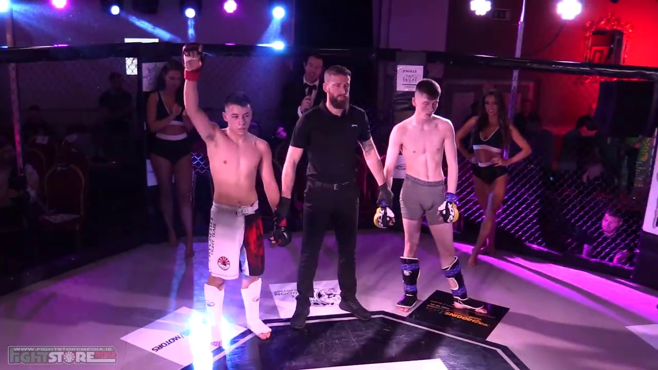 Brian Damien vs James Wallace - Cage Conflict 3 - YouTube