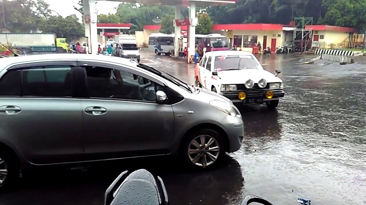 Corolla DX | Rally Look | Juara 2 Gathnas - YouTube