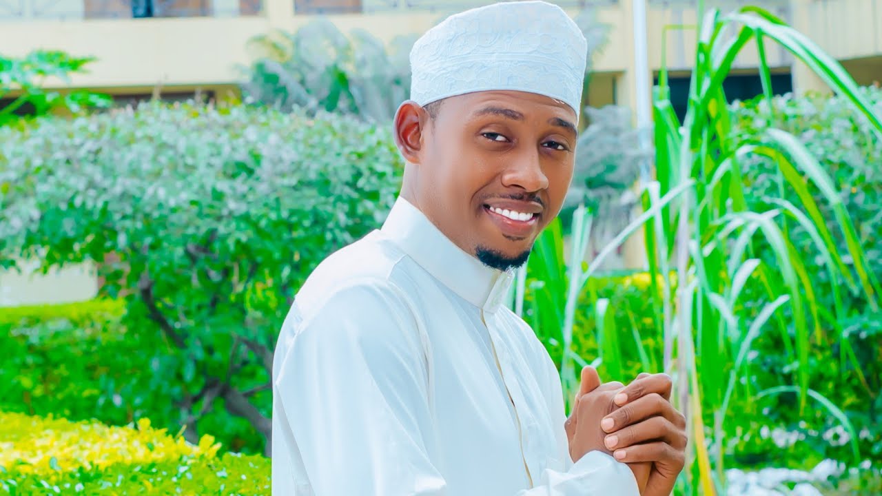 QASWIDA MPYA YA UST.JUMA FAKI ILIYOTIKISA VIWANJA VYA MEDINA ACADEMY ...