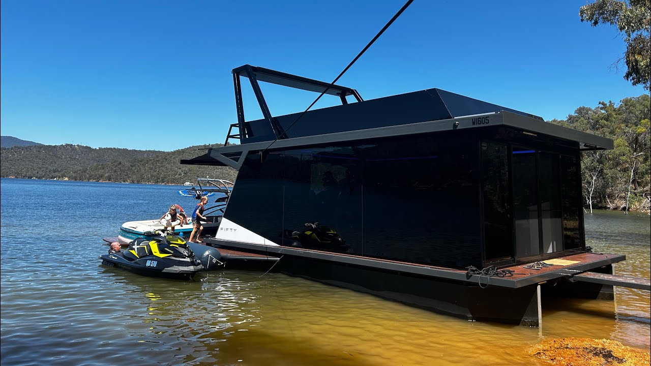 FIFTY- Edwards Built Day Boat Tour - YouTube