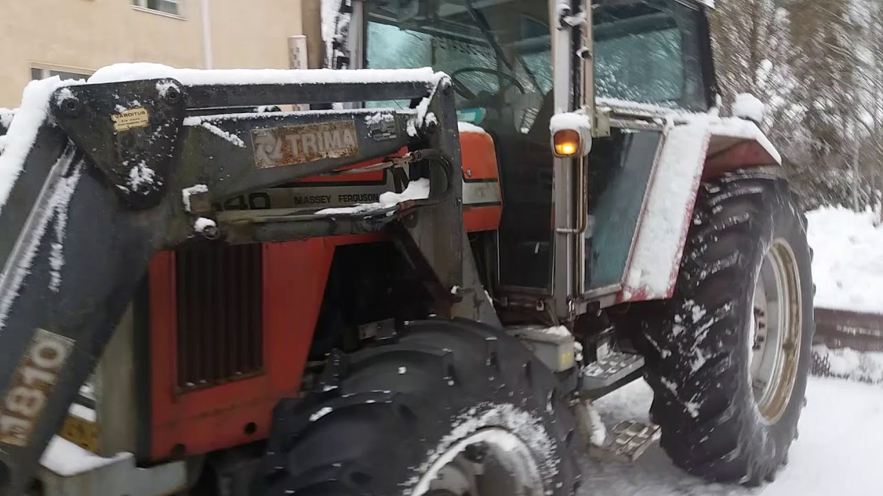 Massey Ferguson 2640 - YouTube