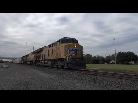 [4K] UP 2689 East at Rosenberg, TX 12/10/16 With CSX Ex CR SD40-2 Trailing - YouTube
