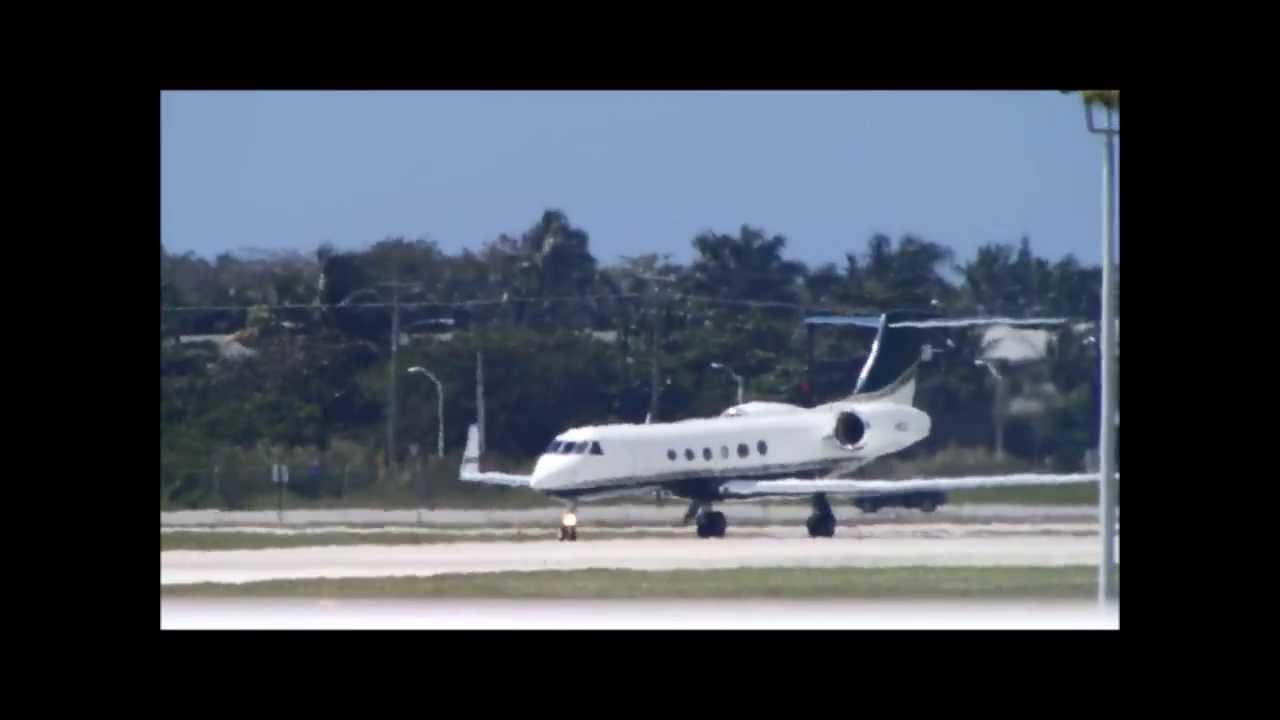 300TH VIDEO!!!!!!! Private Gulfstream Aerospace G-V N85V Departing ...