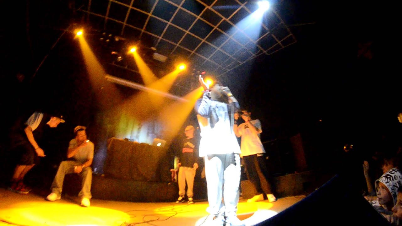 Lil Di (Live) - YouTube