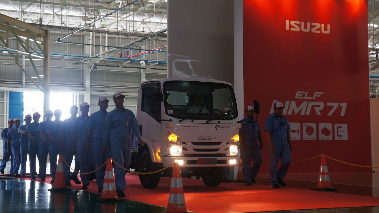 Roadshow Performance Test Isuzu ELF NMR 71HD di Bali - YouTube
