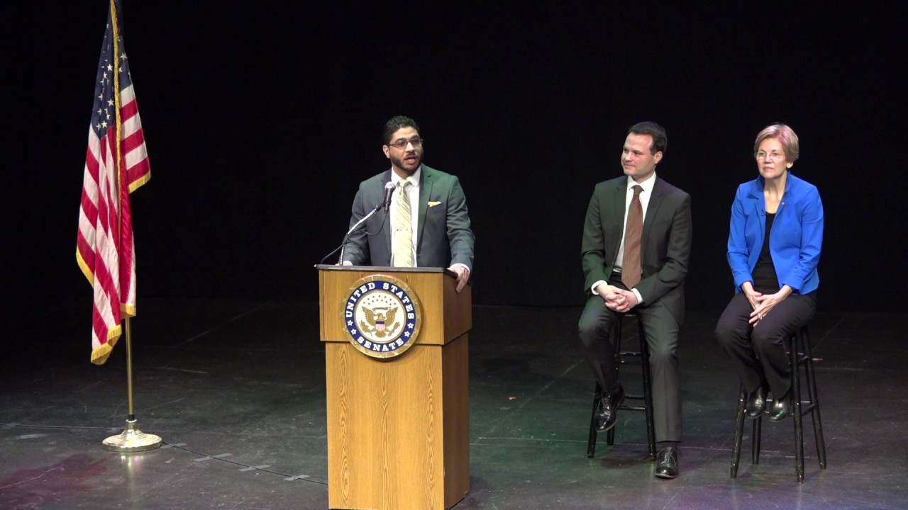 Elizabeth Warren Annual Local Office Hours - March 2017 - YouTube