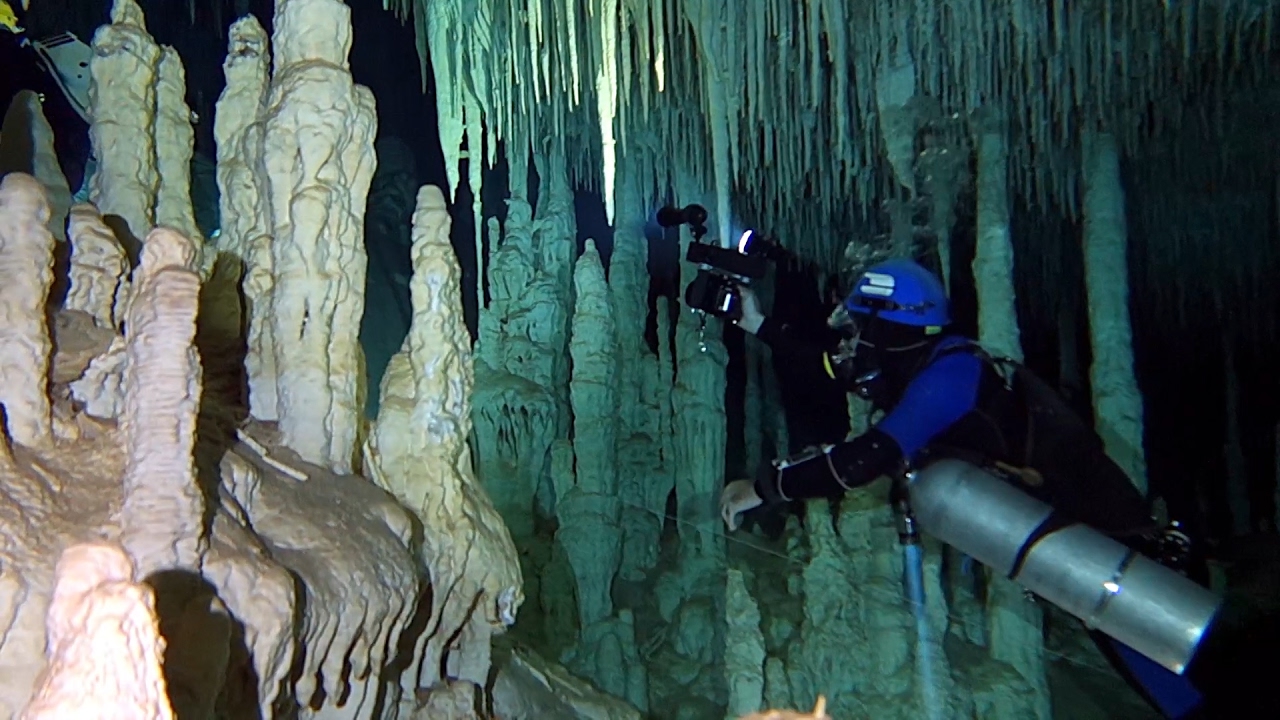 Пламен Русев - гмуркане в пещерите на Мексико - Plamen Rusev Mexico ...