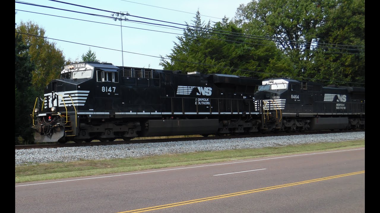 Fall break action on the NS Memphis West District Part 1 - YouTube