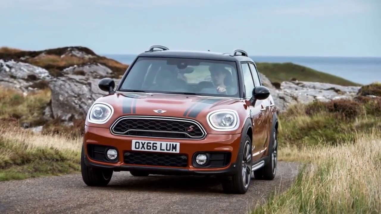 Old vs New Mini Countryman - YouTube