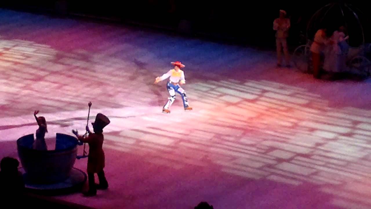 Disney ice 8 - YouTube