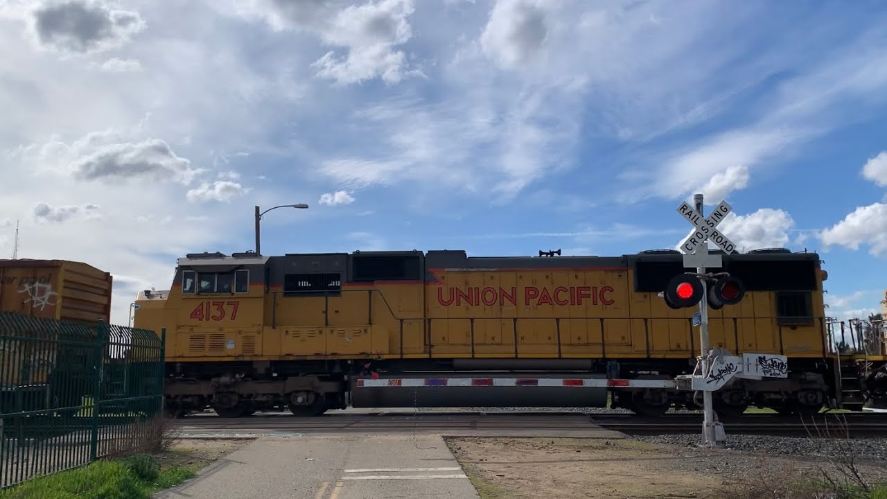 UP 9927 Stockton Turn Hauler North - Calaveras Bike Trail Railroad ...
