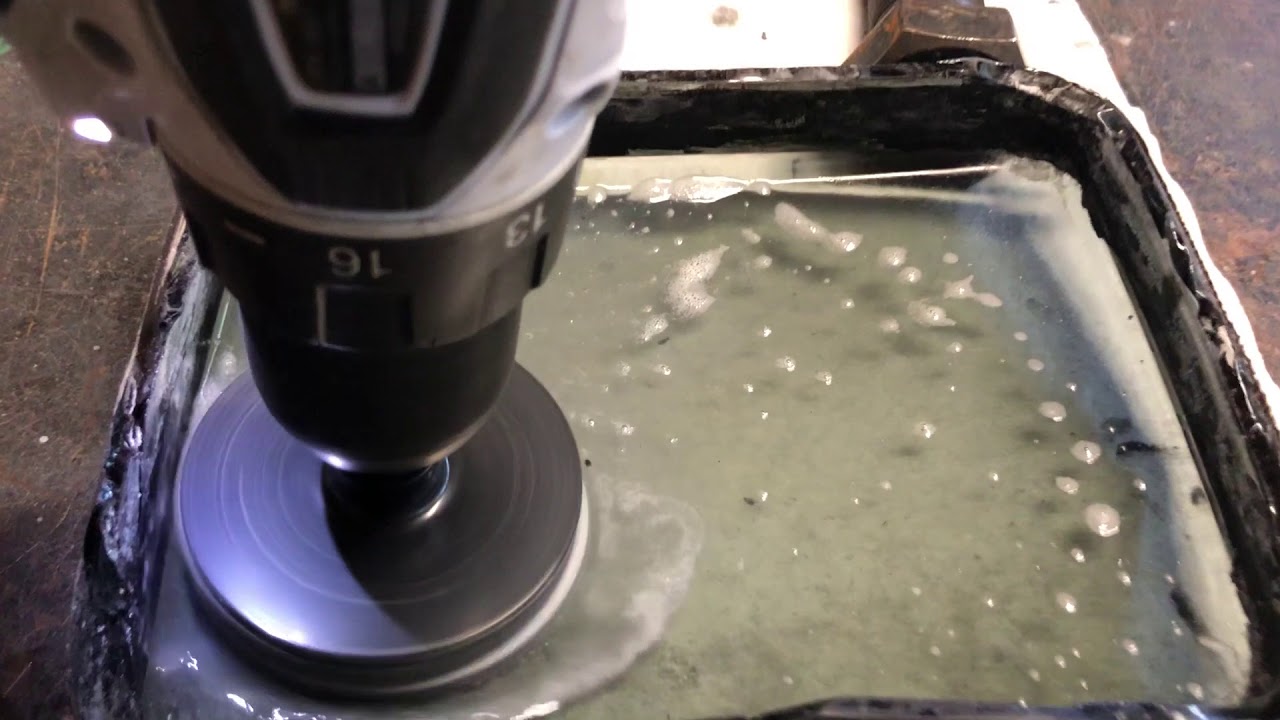 Mac Classic with LCD inside the CRT part 3 - YouTube