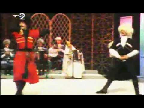 Karachay-Balkar Alan folk dance (sword fight)