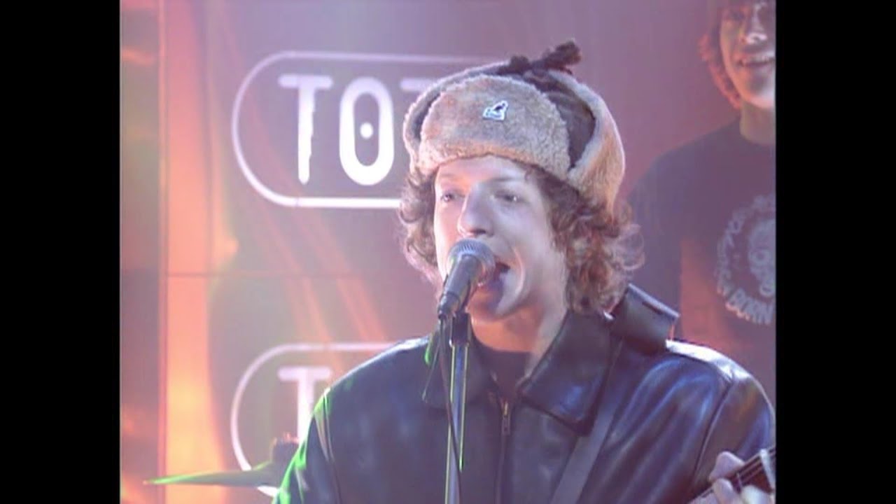 Cast - Free Me (Top Of The Pops 1997) - YouTube