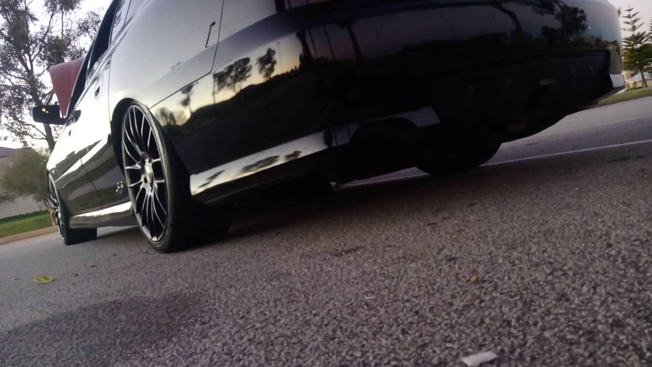 Commodore LS1 2-Step On Brothers VY - YouTube