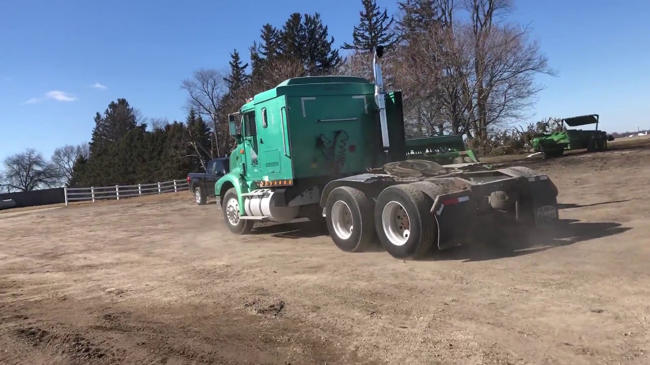 1999 INTERNATIONAL 9200 For Sale - YouTube