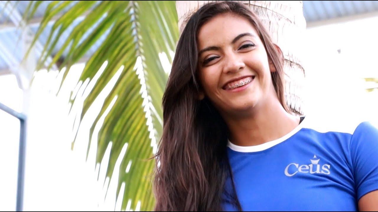 Valeria Quintero quiere ser campeona en la LFL - YouTube