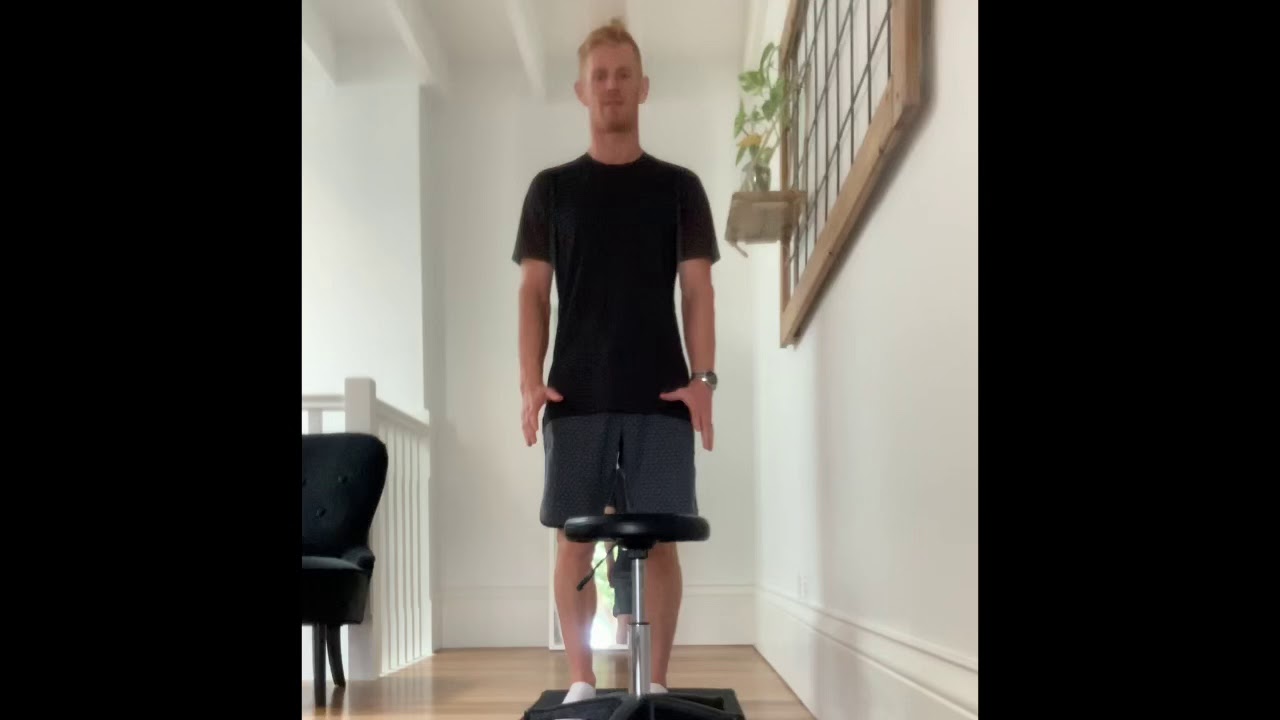 Skiing biomechanics-Tibia rotation - YouTube