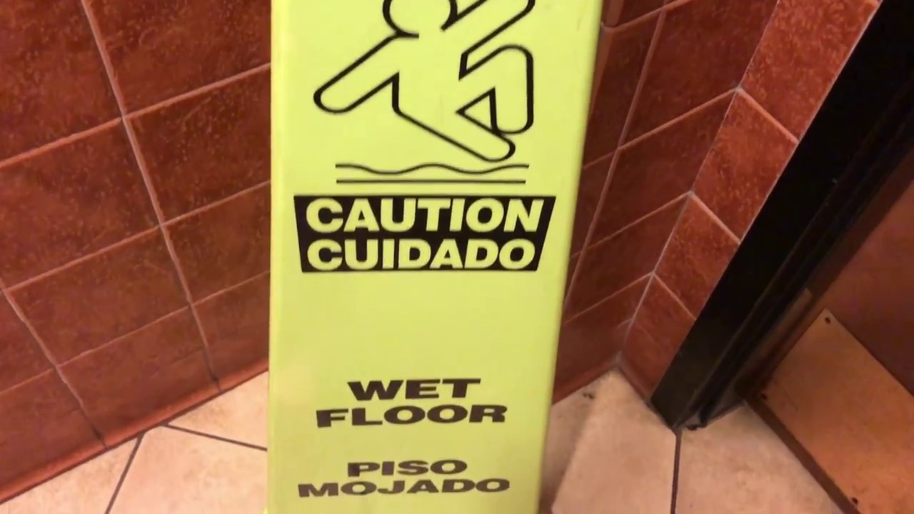 PUBLIC RESTROOM REVIEW- Cinemark Family Restroom (Monaca, PA) - YouTube