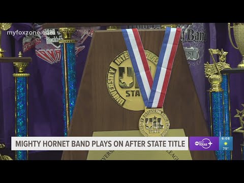 Mighty Hornet Band plays on after state title - YouTube