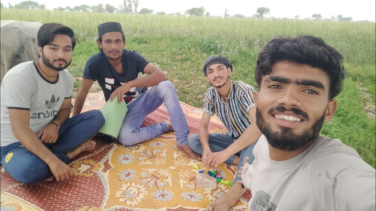 Friend Ke Sath Pahla Roza Achha Gujara Youtube
