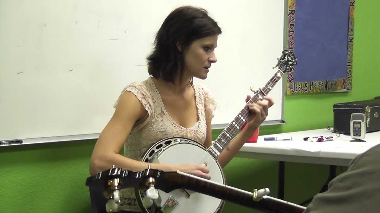 Cia Cherryholmes On Banjo Technique III - YouTube