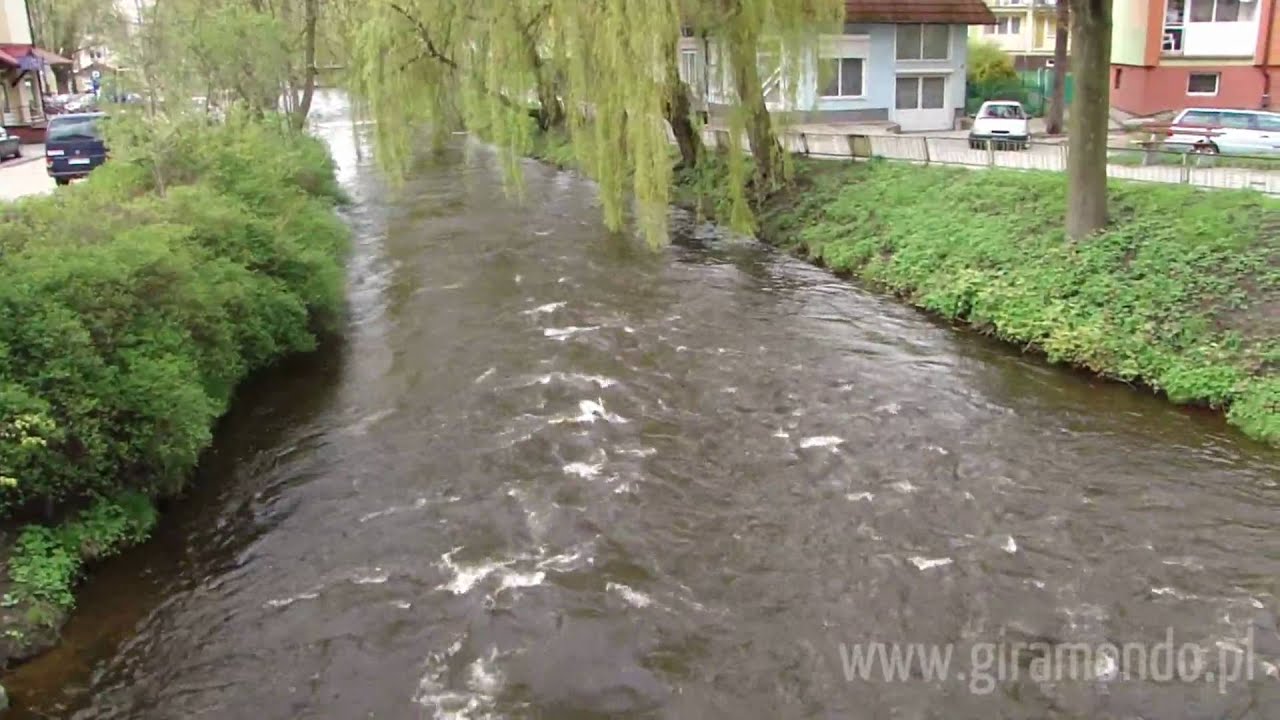 Lębork - rzeka Łeba i ul. Staromiejska - YouTube