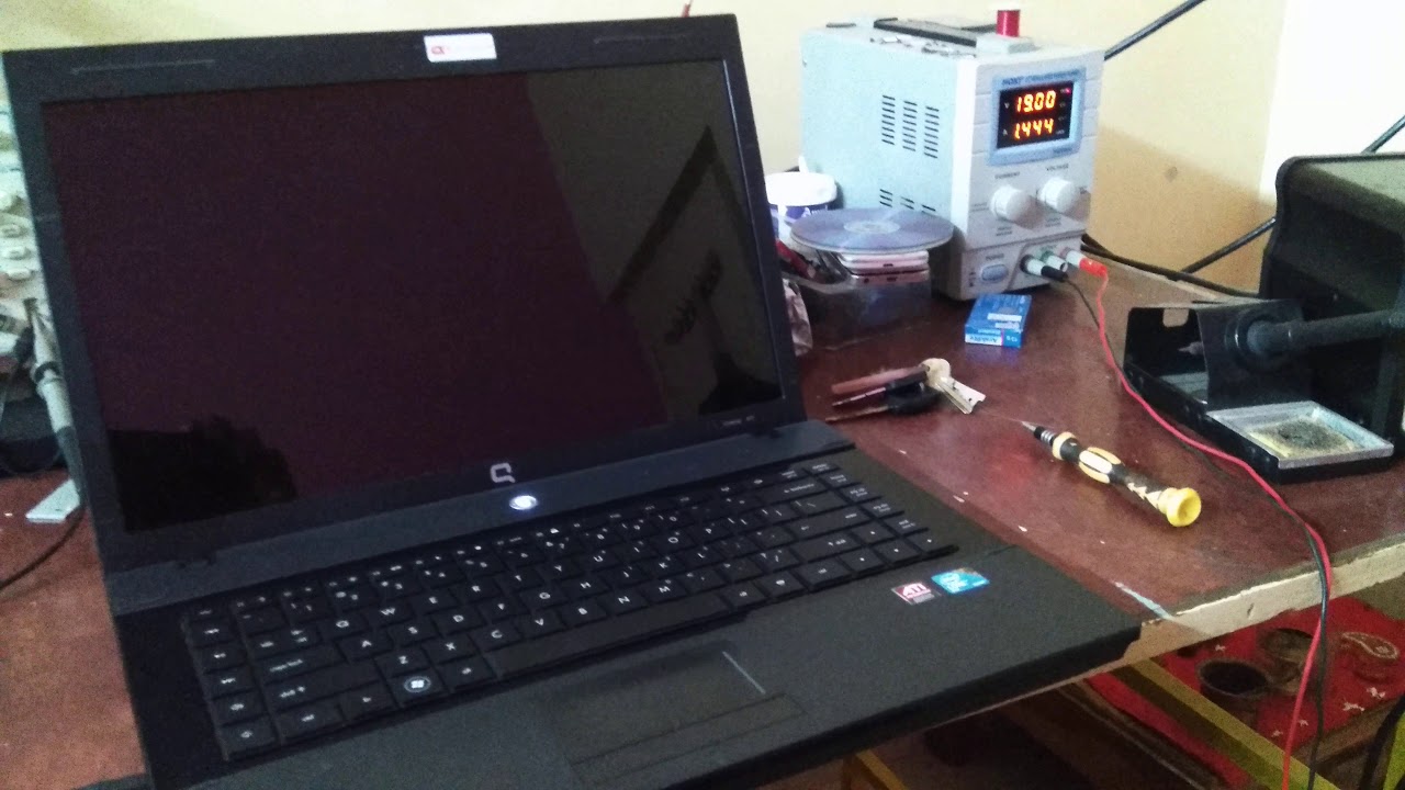 Compaq 621 Sudden Shutdown problem. - YouTube