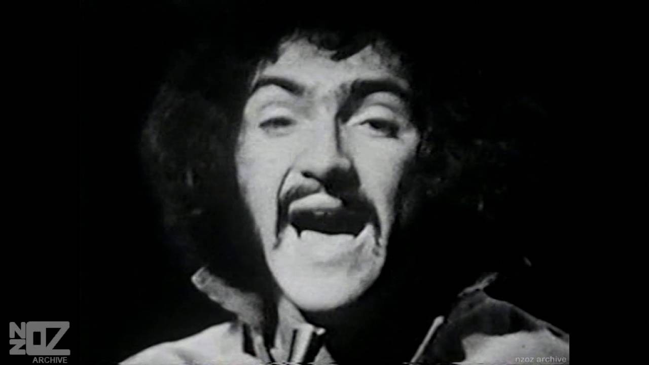 Issi Dy - One Last Kiss (1970) - YouTube