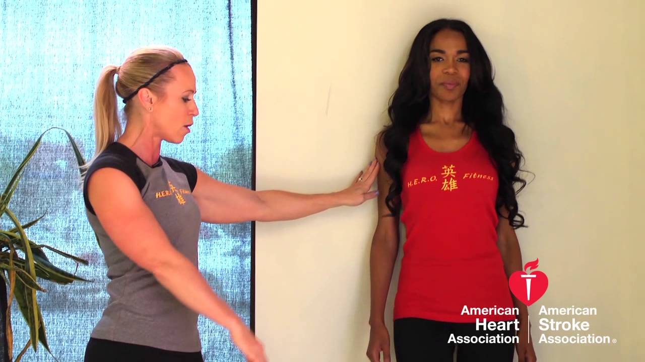 Power Fitness: Michelle Williams Wall Squat - YouTube