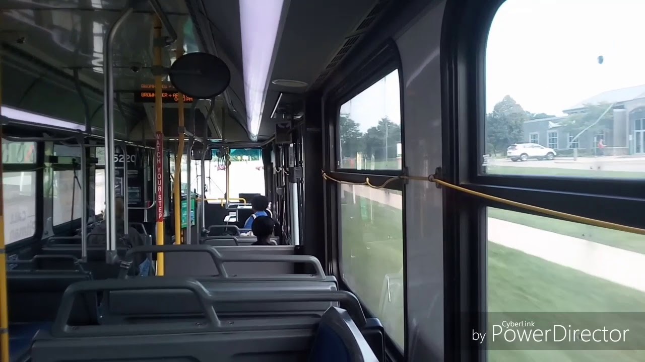 Ride On MCTS 2011 New Flyer D40LFR 5220 On Rt 276 Brown Deer Shuttle to ...