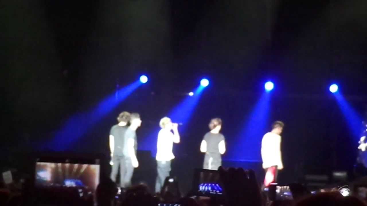 HD -One Direction- TMHT, Foro Sol, Mexico, 8 Junio - TWITTER QUESTIONS ...