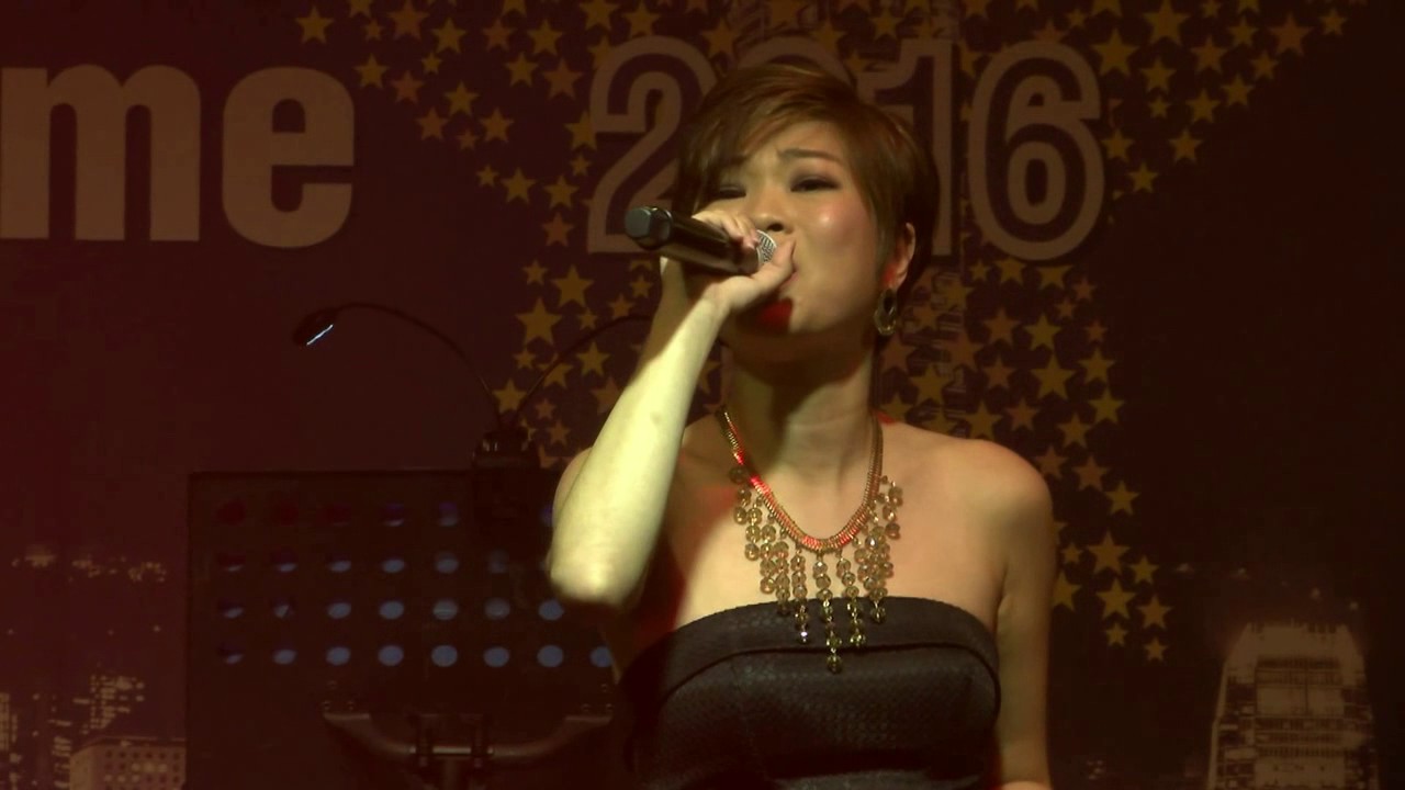 月半小夜曲 (李克勤) by Angela Saik 石依湄 AWBIT 2016 - YouTube