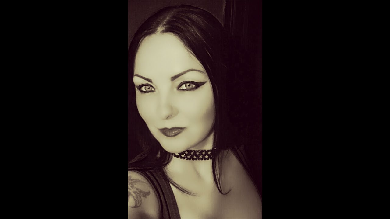 Lady Sakara - By My Side - YouTube