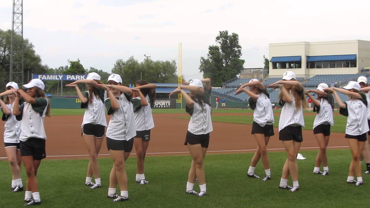 Syracuse Chief's Game 7-10-13 Johnston School of Irish Dance - YouTube