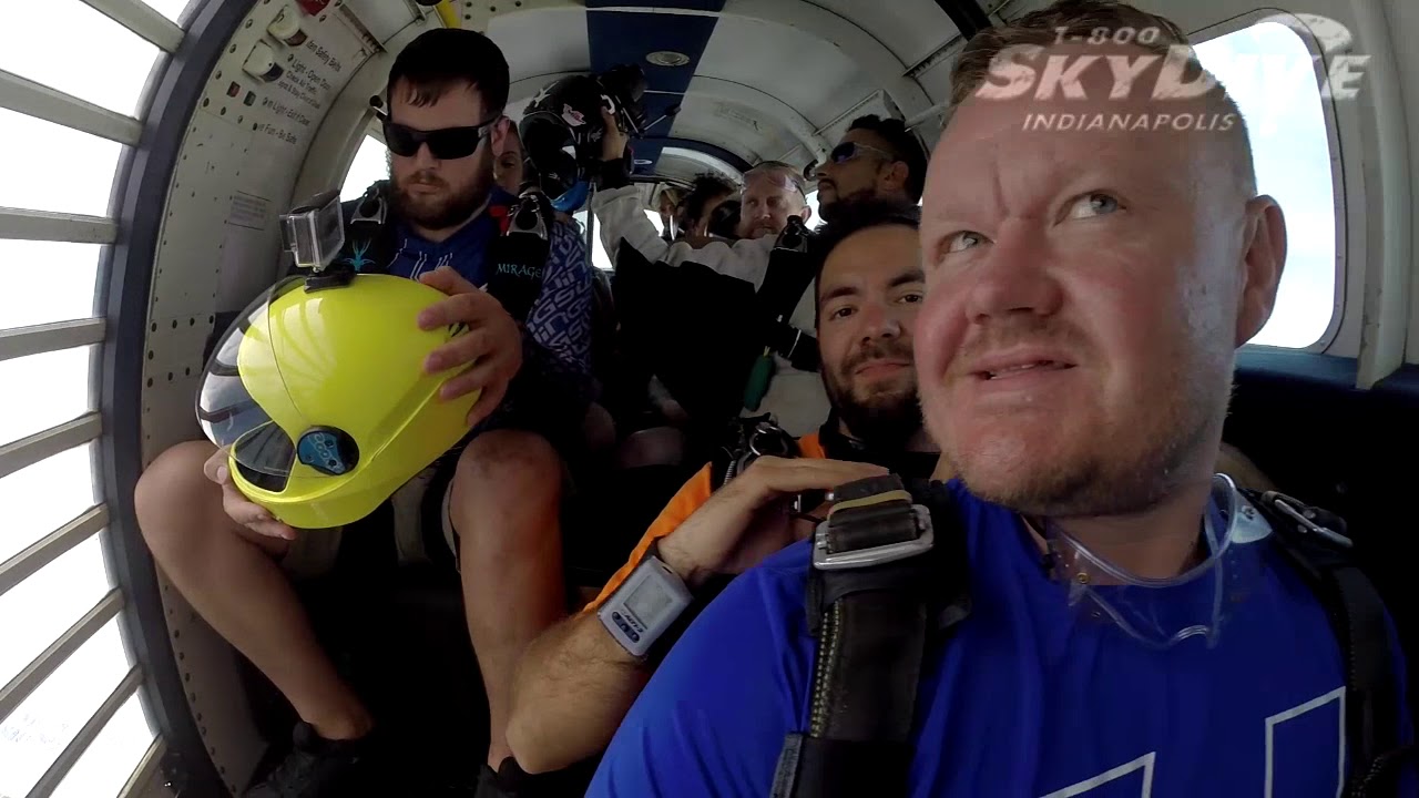 Darrell Hensley's Tandem skydive! - YouTube