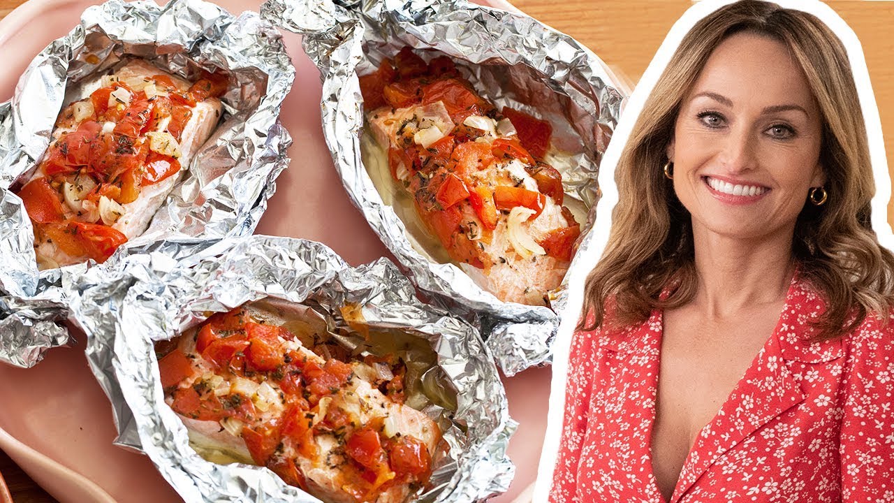 Giada De Laurentiis Cooks Salmon Baked in Foil | Everyday Italian ...
