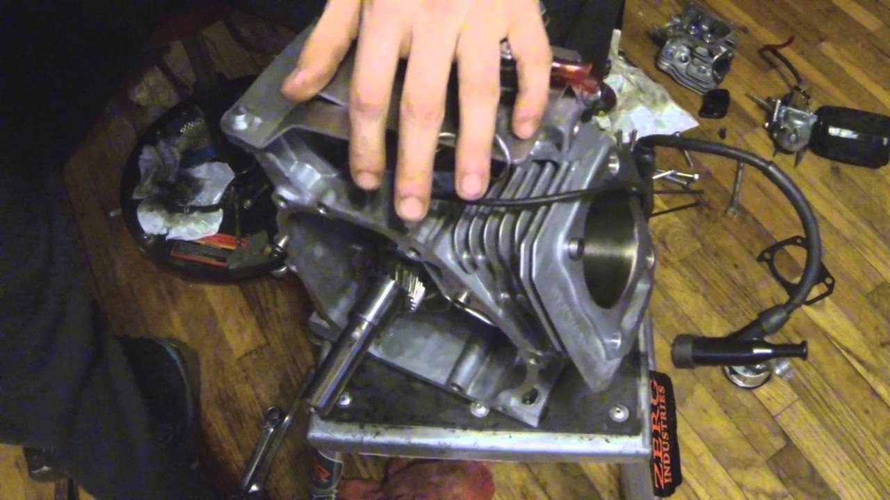 Predator 212 cc disassembly part 4 - YouTube