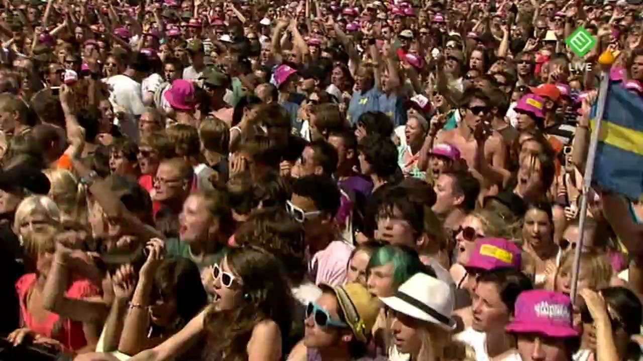 Mando Diao - Dance With Somebody (Live @ Pinkpop 2009) - YouTube