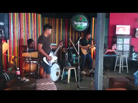 Entersandman - the Flintstones